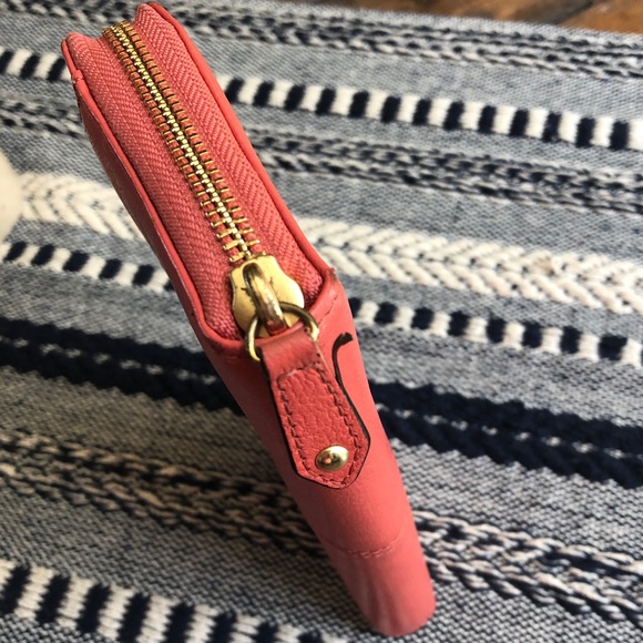 Coach | Bags | Coach Zipper Zip Around Wallet | Poshmark